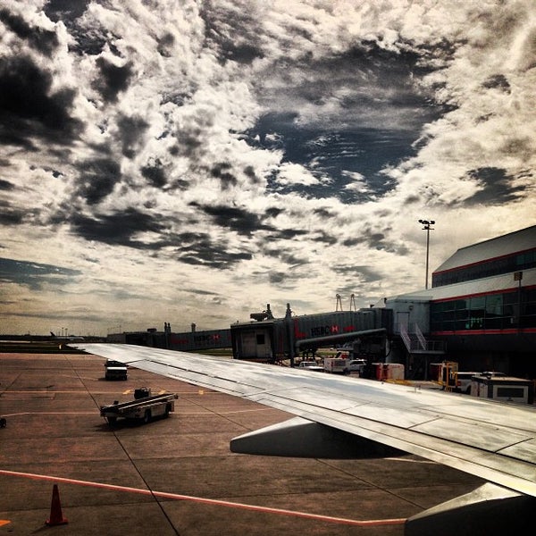 Gate B22 - Toronto Pearson International Airport - 1 tip from 233 visitors
