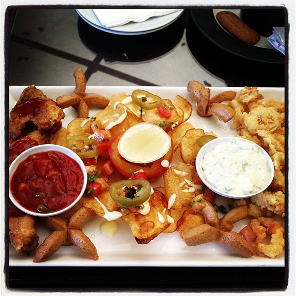 Lokananta Terrace Resto - Kebayoran Baru - Jalan Panglima Polim II No. 2