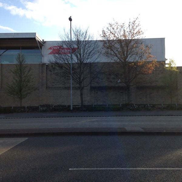 Tesco Extra - 4 tips from 310 visitors