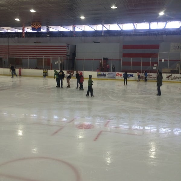 Arcadia Ice Arena - Camelback East - 3853 E Thomas Rd