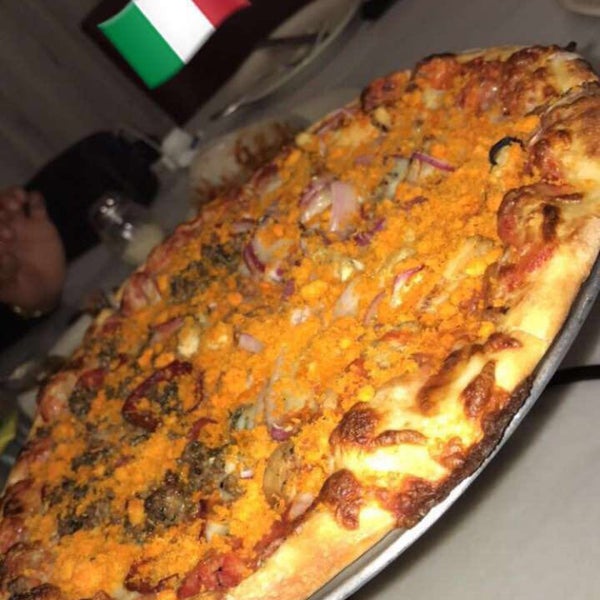 Russo's New York Pizzaria - Pizzeria in العليا