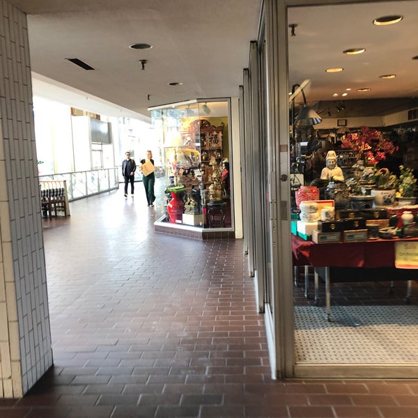 Photos at Cumberland Terrace - Yorkville - 4 tips