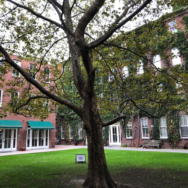 Berkeley Castle - St. Lawrence - Toronto, ON
