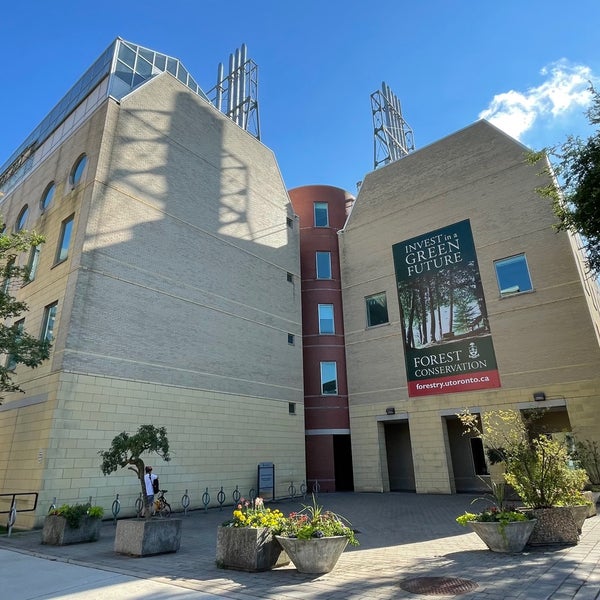 Earth Sciences Centre - University - 33 Willcocks St