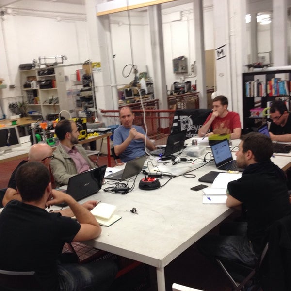 Makespace Madrid - Calle Unanue 16,