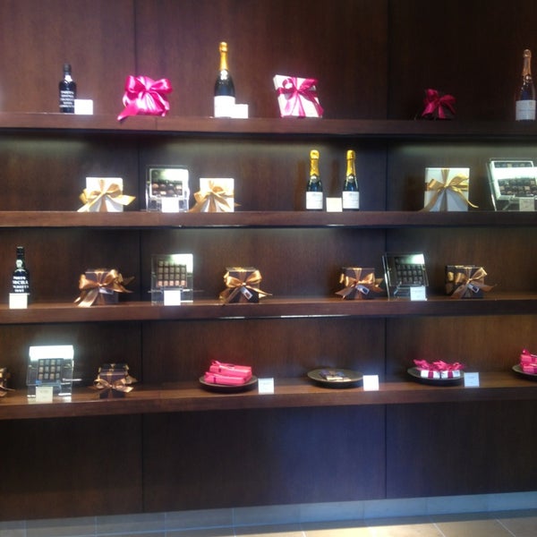 Fran's Chocolates - Seattle Central Business District - 32 tips