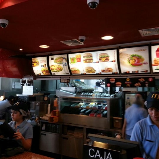 McDonald's - Fast Food Restaurant in Guayaquil