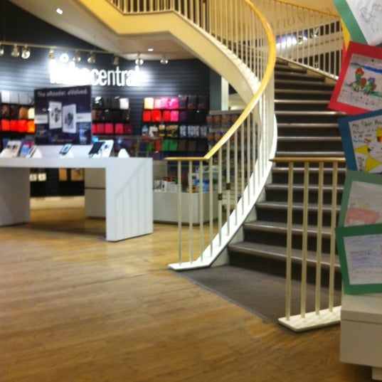 Indigo - Bookstore