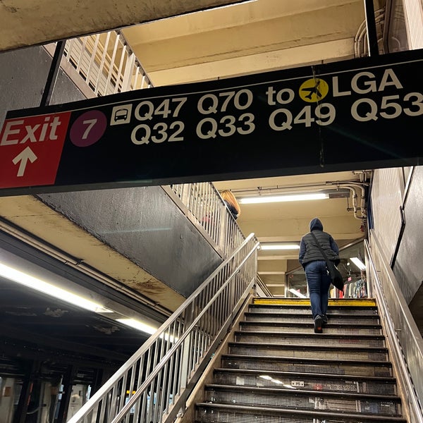 Photos at MTA Subway - 74th St/Roosevelt Ave/Jackson Hts (7/E/F/M/R ...