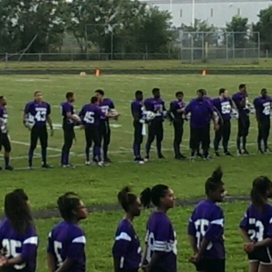 George Washington Community High School - Hawthorne - 2215 W Washington St