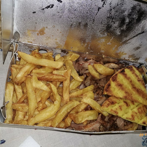 Σουβλάκι της Ιφικράτους - Souvlaki Shop
