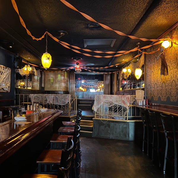 Bar 355 - Oaksterdam - 48 tips from 2200 visitors