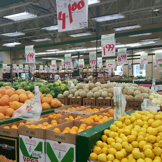 Joe Randazzo's - 14 tips from 701 visitors