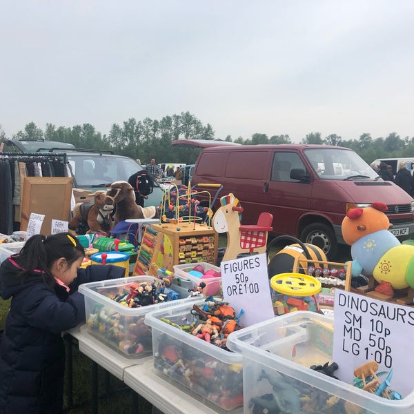 Apps Court Car Boot Sale - 1 tip