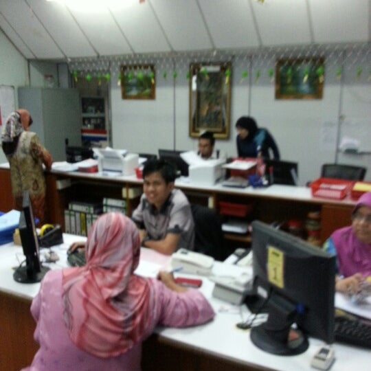 SKEM DRIVING ACADEMY SDN BHD - 9 tips