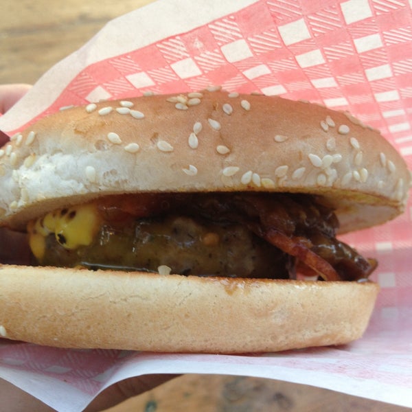 Hot Hot Burger Bar - Βρυούλων 3