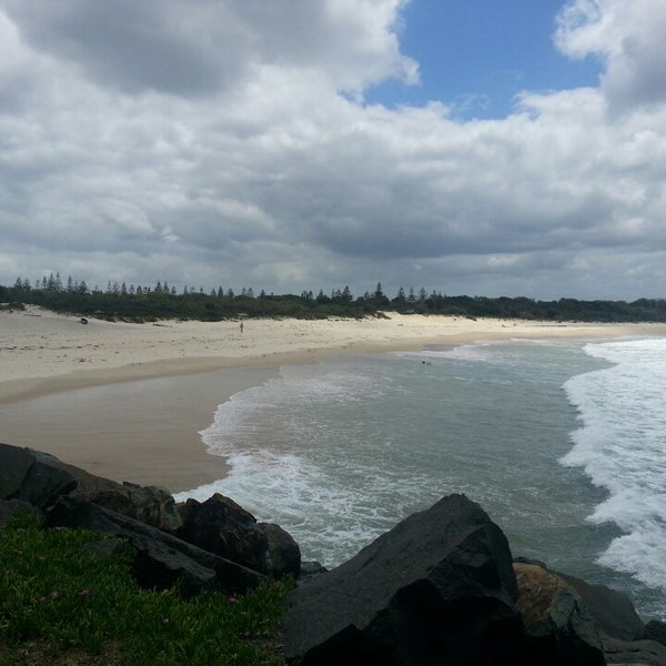 Tuncurry Beach - Tuncurry, NSW