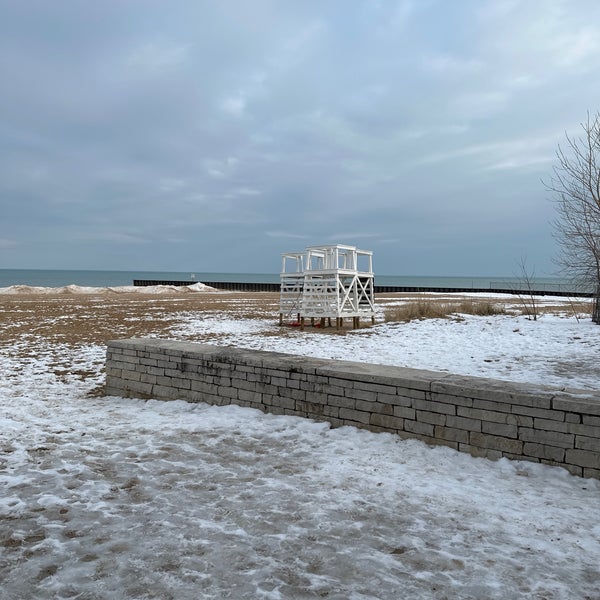 Clark Street Beach - 1811 Sheridan Rd