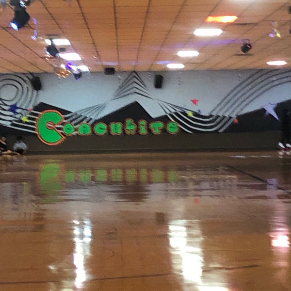 Coachlite Skate Center - Roselle, IL