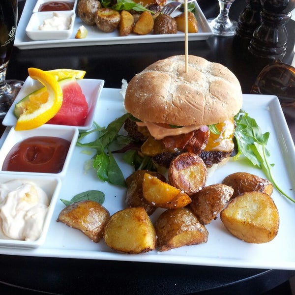 Café Noah - 2 tips from 29 visitors