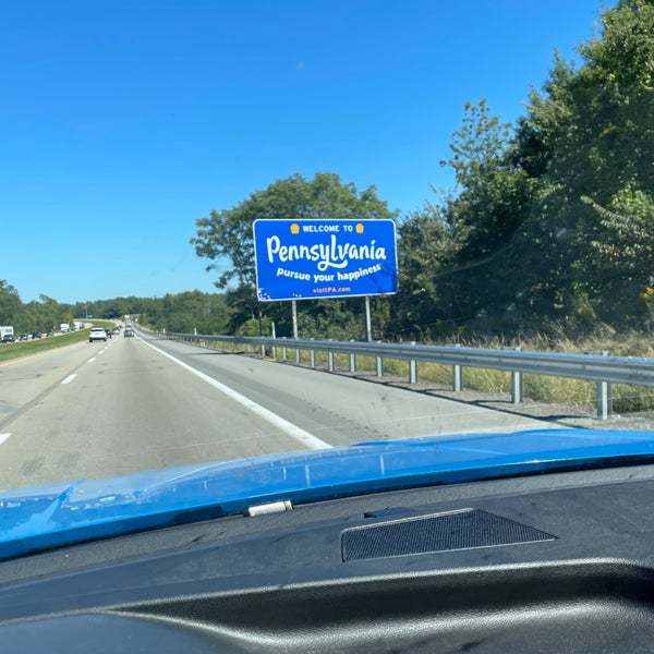 West Virginia/Pennsylvania State Line - Border Crossing