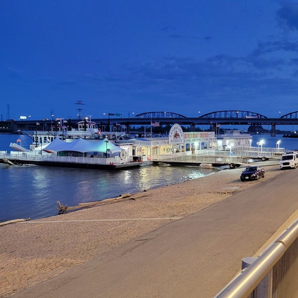 St. Louis Riverfront - Scenic Lookout in St. Louis