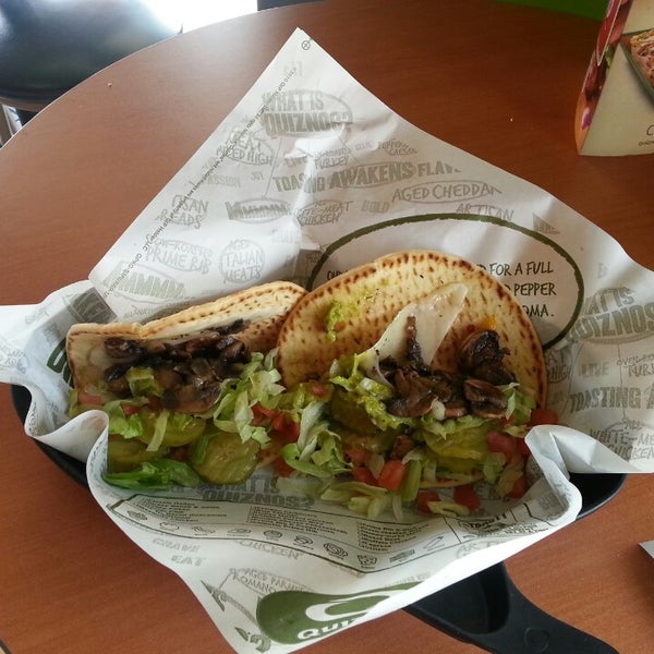 Quiznos (Now Closed) - Sandwich Spot