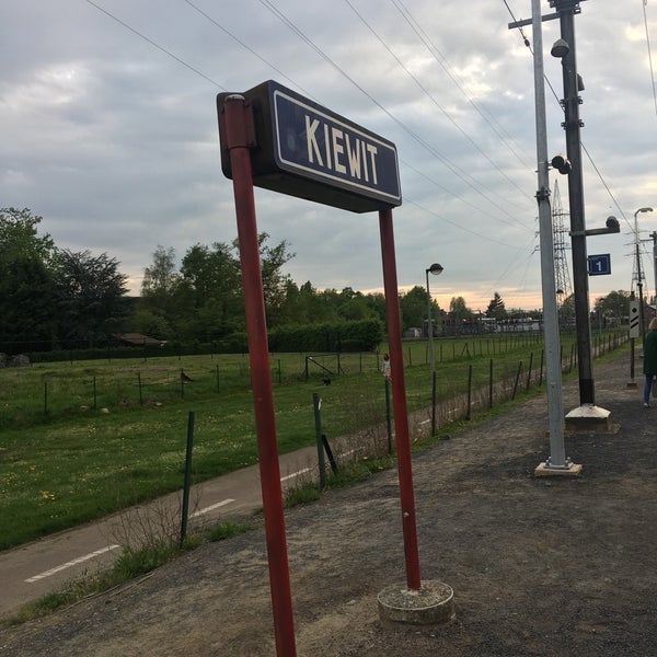 Station Kiewit - Rail Station
