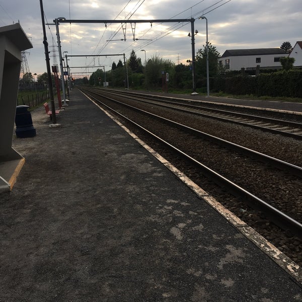 Station Kiewit - Rail Station