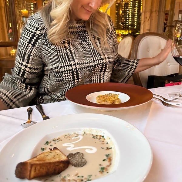 Cafe Monarch - American Restaurant in Arts Districts