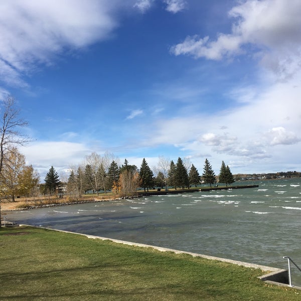 Sylvan Lake Beach - Lakeshore Drive