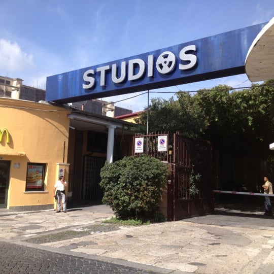 Studios - Building in Roma
