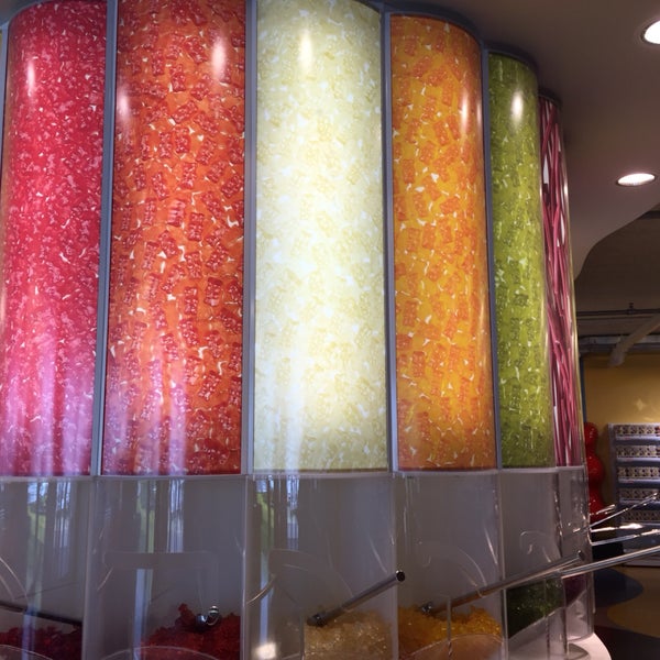 Haribo Shop - Hafenviertel - 6 tips