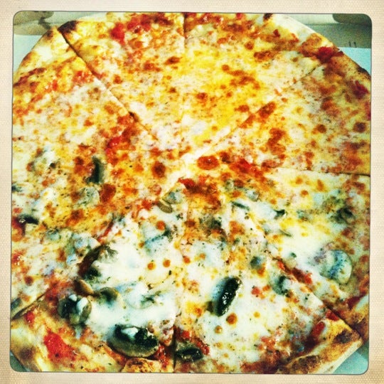 Dominick's Pizzeria - Pizzeria