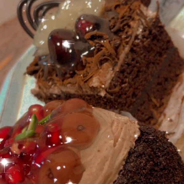 Kakh Pastry Shop | قنادي و خشكبار كاخ - Pastry Shop in منطقه ۶