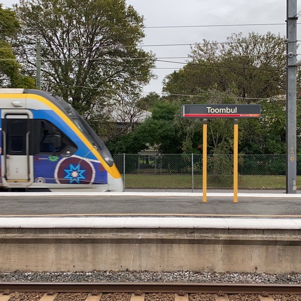Toombul Railway Station - Rail Station in Nundah