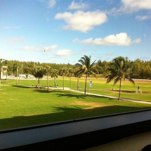 Glenn Hubert Library - 2 tips from 213 visitors