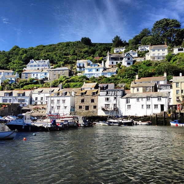 Polperro Harbour - Quay Rd