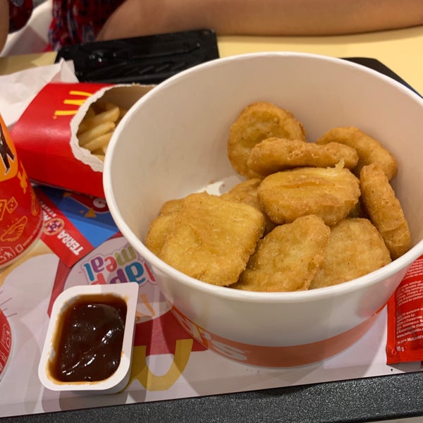 McDonald's - Fast Food Restaurant