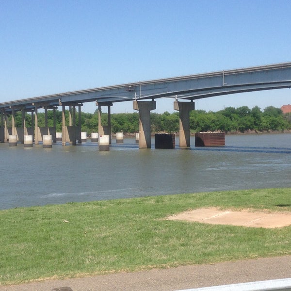 Bass Reeves Memorial Bridge - Bridge in Muskogee