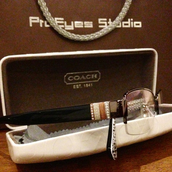 ProEyes Studio - 1st Avenue Mall