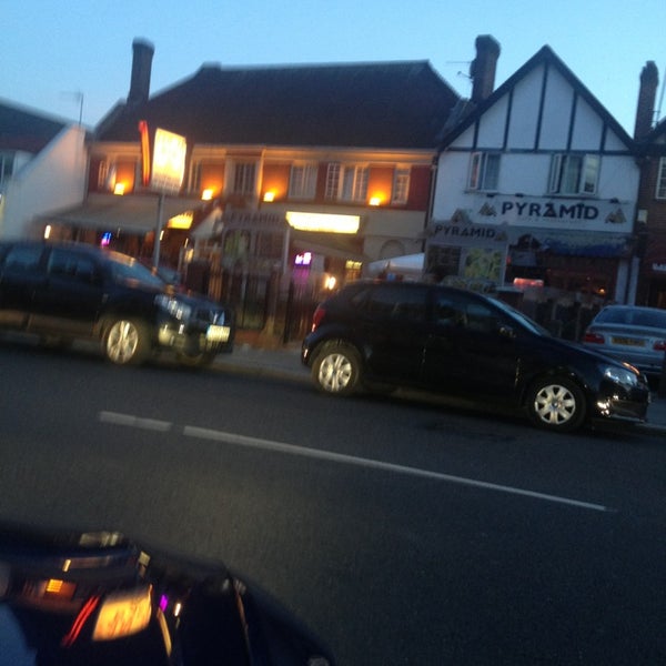 Zan Zi Bar - Indian Restaurant in Edgware