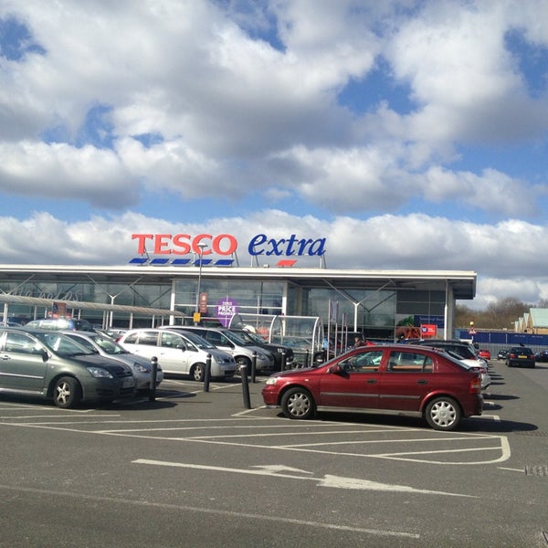 Tesco Extra - Coppetts, Greater London