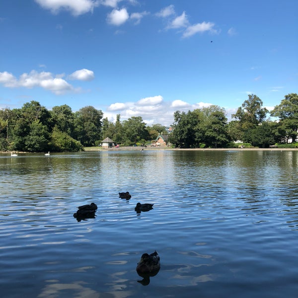 Leazes Park Boating Lake - Lake in Newcastle upon Tyne