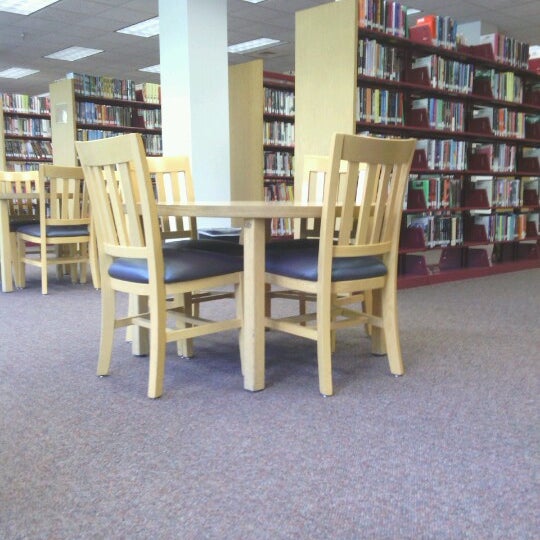 Brandon Regional Library - Brandon, FL