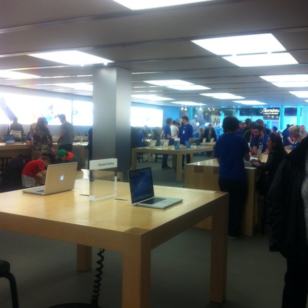 Photos at Apple Trafford Centre - Electronics Store