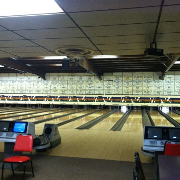 Colony Bowl - Bowling Alley in Algonac