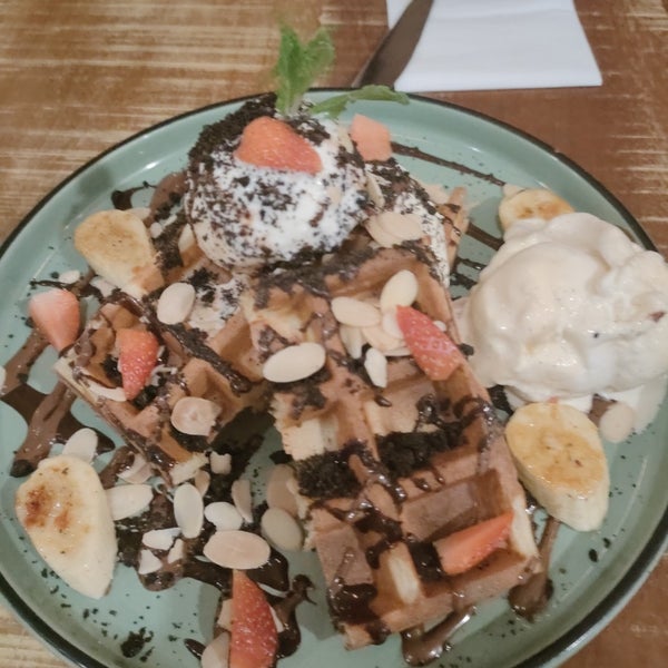 The Foxhole Bakery Cafe - Café in Subang Jaya