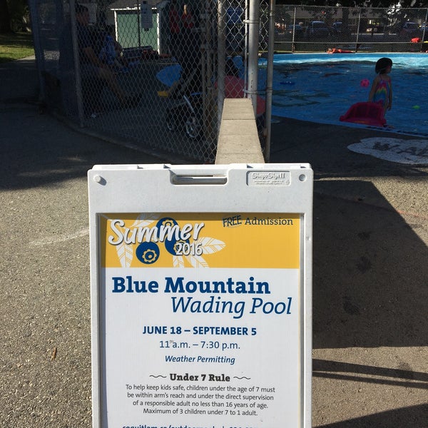 Blue Mountain Wading Pool - Swimming Pool in Coquitlam