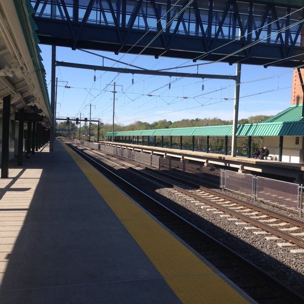 Photos at Halethorpe MARC Station - Halethorpe - 8 tips from 805 visitors